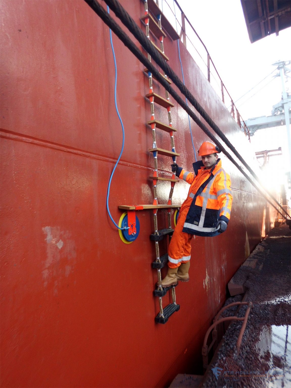 SPT-928 Safe Pilot Transfer - PTR Holland ® Group